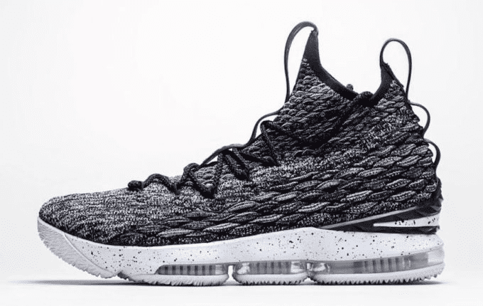 Nike LeBron 15 : la nouvelle paire du cyborg est annoncée, plus qu'un ...