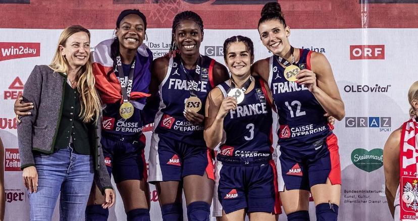 Fabuleuses Équipes de France 3x3 : les filles championnes du monde, les mecs médaillés de bronze ...