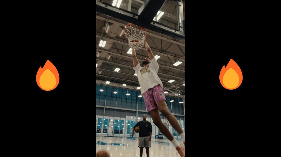 Tyrese Haliburton claque son premier dunk de la rééducation